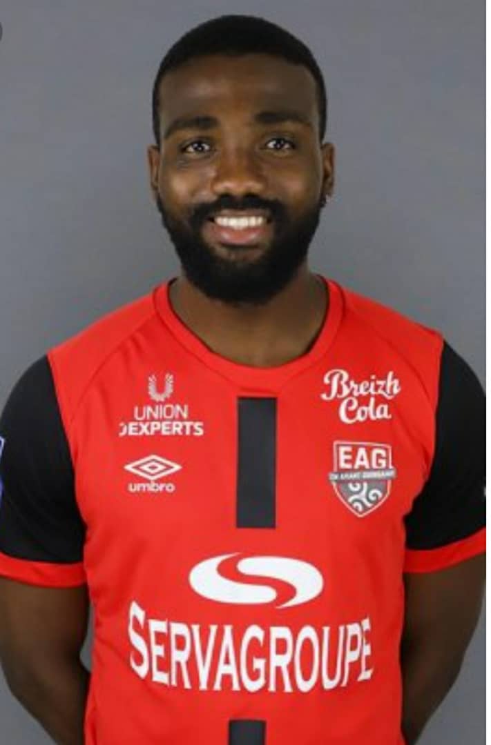 FOOTBALL/ EXPATRIÉS : PREMIÈRE DÉFAITE DE LA SAISON POUR GUINGAMP DE ...